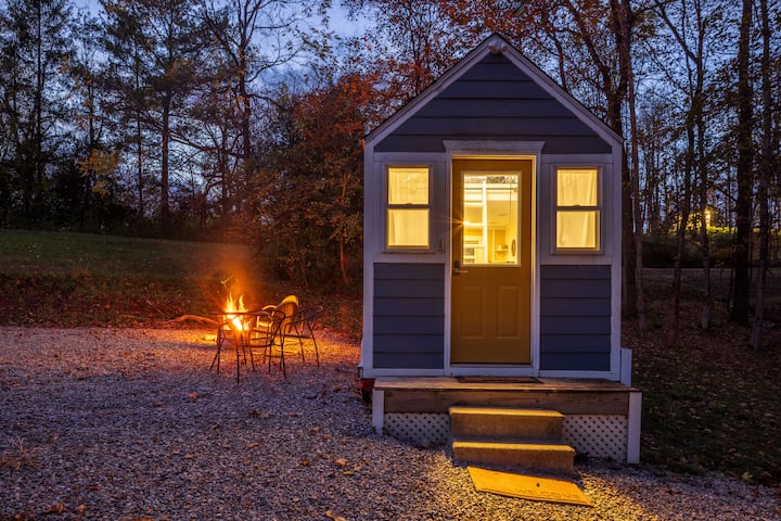 Tiny House | Strouds Run| Kayak-hike- Bike - Athens, OH