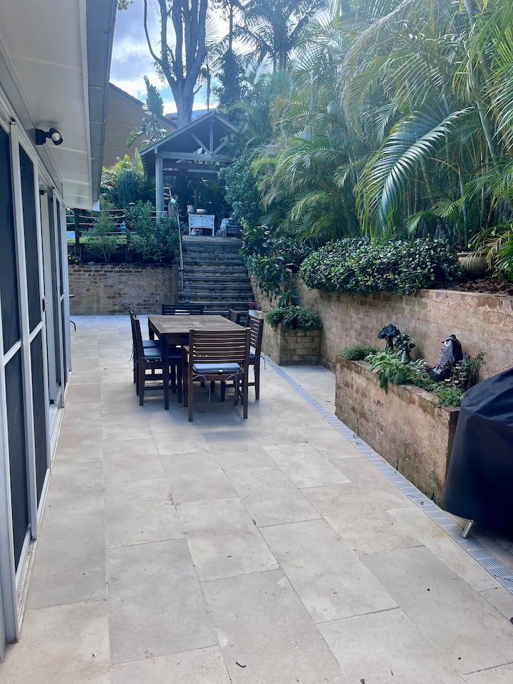 Warriewood Beach, Family Home, Pet Friendly, Golf - Narrabeen