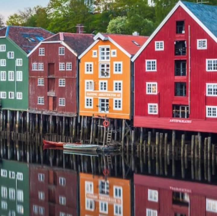 Nice Two-floor Home By Gamle Bybro - Trondheim