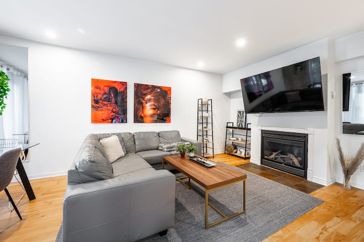 Condo Rez De Jardin Sur Rue Paisible De Montréal - Saint-Lambert