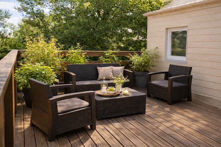 Lodge 
3 Chambres - 2 Salles De Bain - 2 Wc - Ardennen