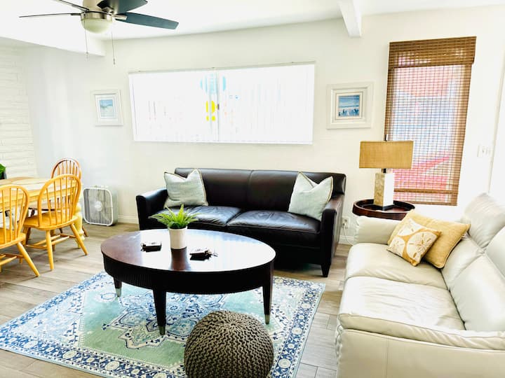 Seaside Retreat, One Row From The Sand - Newport Beach, CA