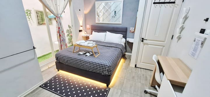 Adorable Bedroom Place In Sila House - Surabaya