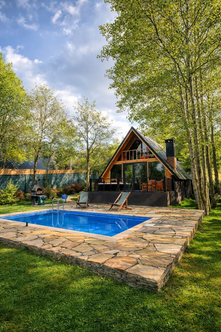 Isıtmalı Havuz,şömine,müstakil,
Full Göl Manzaralı - Sapanca