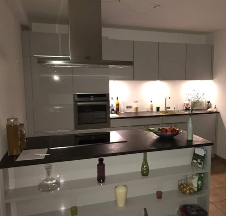 Privates Zimmer / Ganze Unterkunft - Neuried