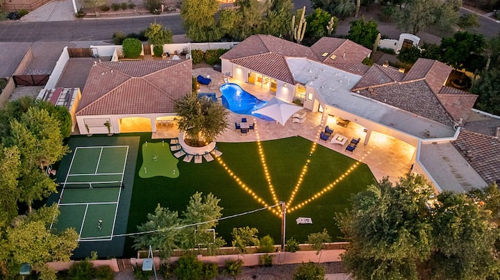 7br Scottsdale Estate W/ Pickleball, Basketball, Pool, Spa And Putting Green - Scottsdale, AZ
