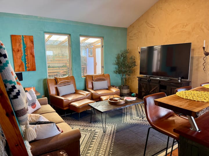 Roadrunner’s Hideout: 3 Bed2ba Near Old Town Abq! - Albuquerque