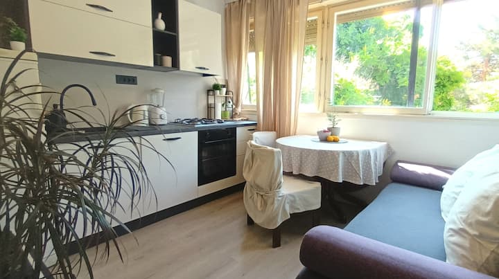 Leo's Place Near City Center With Free Parking - Split