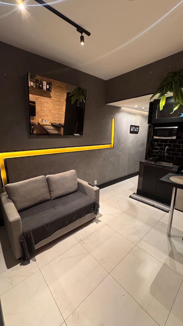 Quarto E Sala Copacabana Perfeita Localização - Copacabana