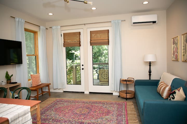 Cozy Pet-friendly Walkable Retreat West Asheville - Asheville, NC