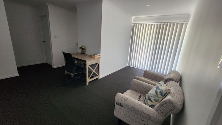 Unit 1, 17 Charles St Caboolture - Caboolture
