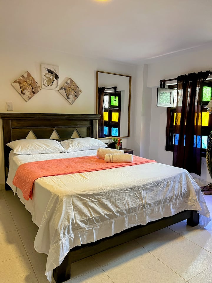 San Antonio Apto 38m Wifi 900m 5g Castillo Blanco - Cali