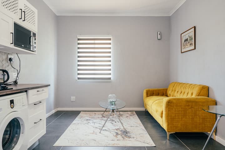 Spacious Linden Garden Cottage - Johannesburg