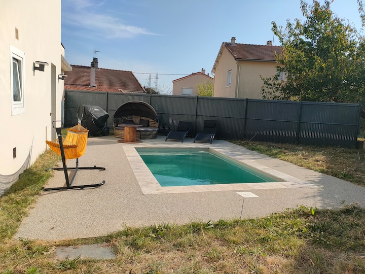 Superbe Appartement Avec Jardin Et Piscine - Valence