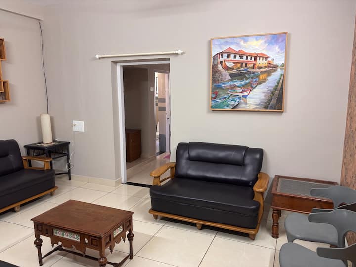 Spacious 2 Bedroom Apartment W/balconies & Kitchen - Cochín