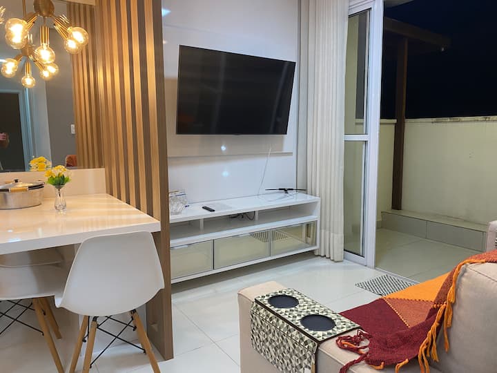 Apartamento Aconchegante E Bem Localizado. - Ilhéus