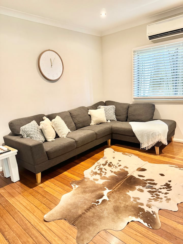 Pet Friendly Holiday Home Close To Town - Coffs Harbour