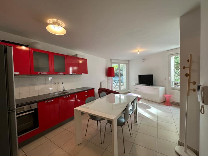 Appartement Simple Et Calme Proche De La Gare - Ville-la-Grand