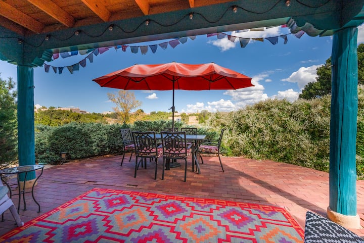 Mountain View,hot Tub,fenced,trails,chef Kitchen - Santa Fe, NM