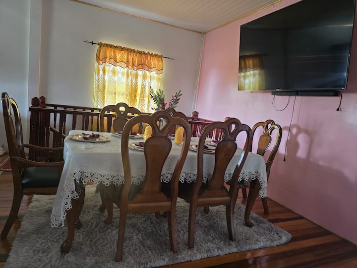 Spacious Cozy 3 Bdr, 2 Bath, Ac, Netflix, Rental - Guyana