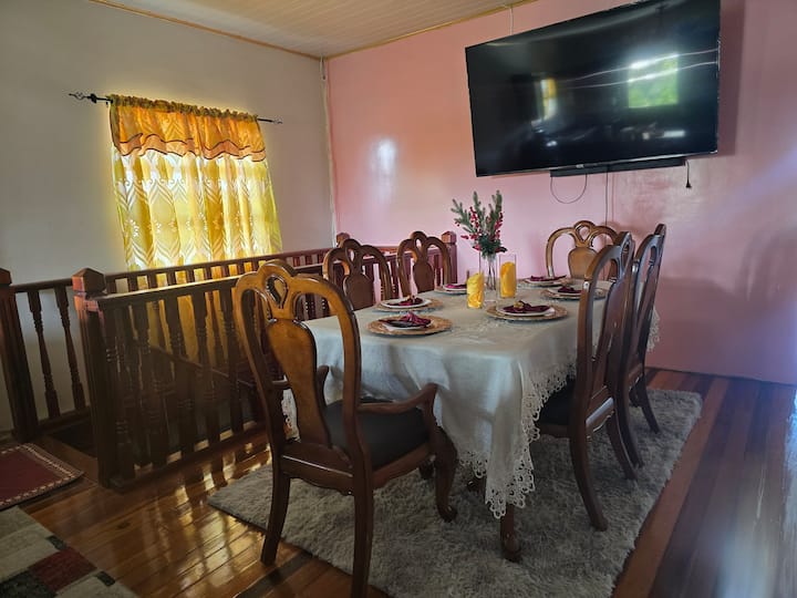 Spacious Cozy 3 Bdr, 2 Bath, Ac, Netflix, Rental - Guyana