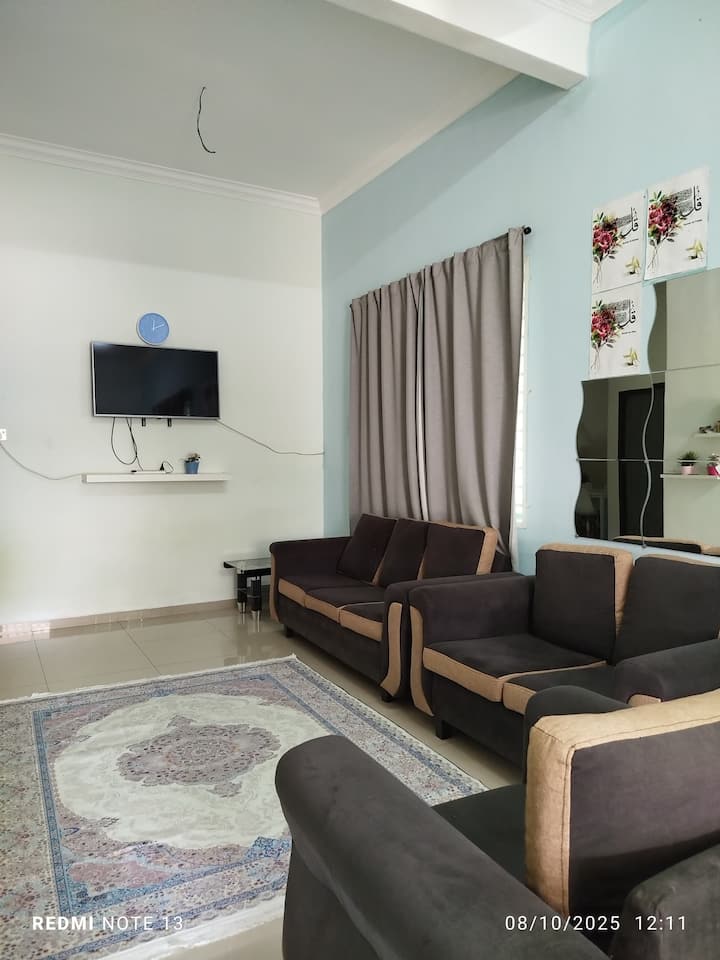 Near Hoshas.
Cheerful Home.
Nice Food Nearby. - Temerloh