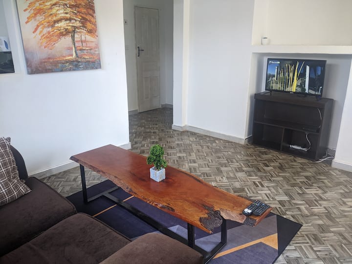 Adorable 1 Bed| Solar Backup 24/7| Wi-fi - Zambia