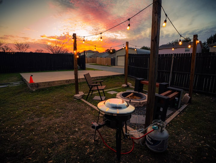 2 Bed / 2 Bath With Office - Pflugerville, TX