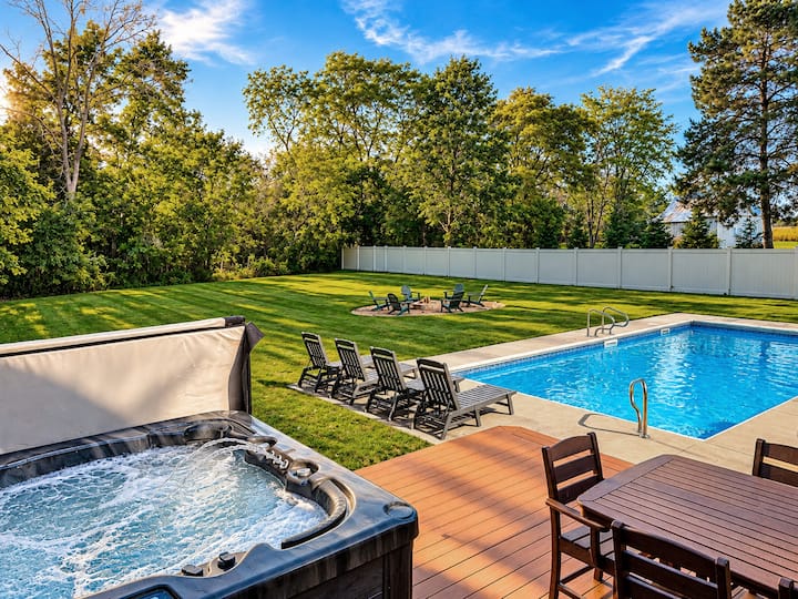 Heated Pool + Hot Tub, Log Cabin