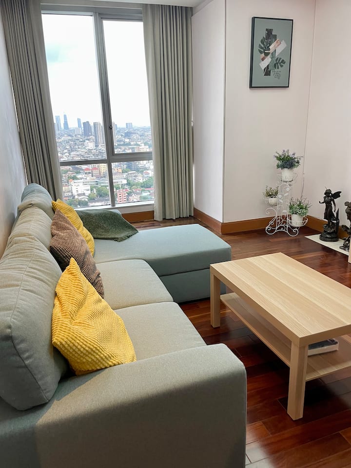 Cozy 2 Bedrooms Apt 95 Sqm In The Heart Of Sathorn - Bang Rak