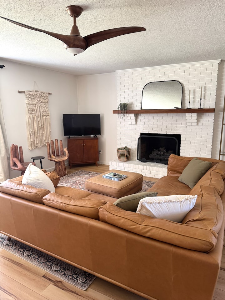 Private Suite With View & Fenced Yard - North Carolina