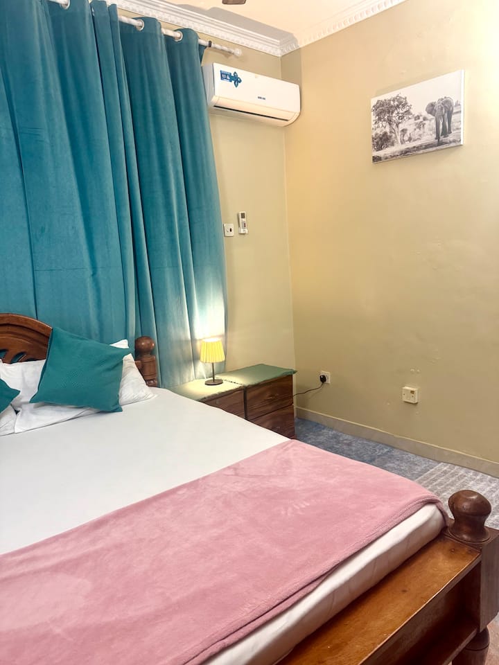 Private Room In Masaki | Pool, Gym & Sunset View - Tanzania