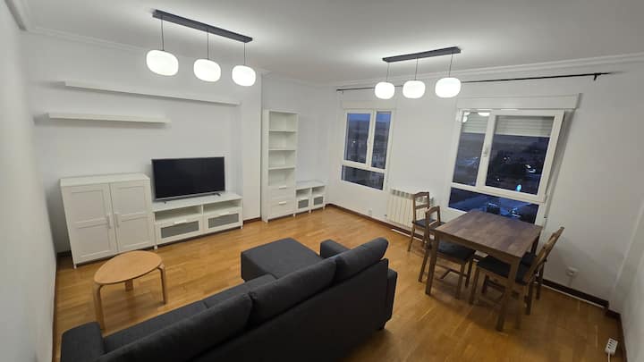 Apartamento Zona Barrio De La Universidad - Ávila