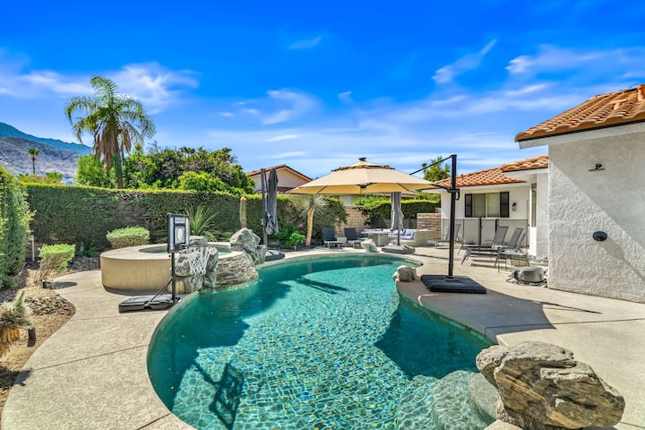 Day Dreamer - 4 Bedroom Chic Palm Springs Stay - Palm Springs, CA