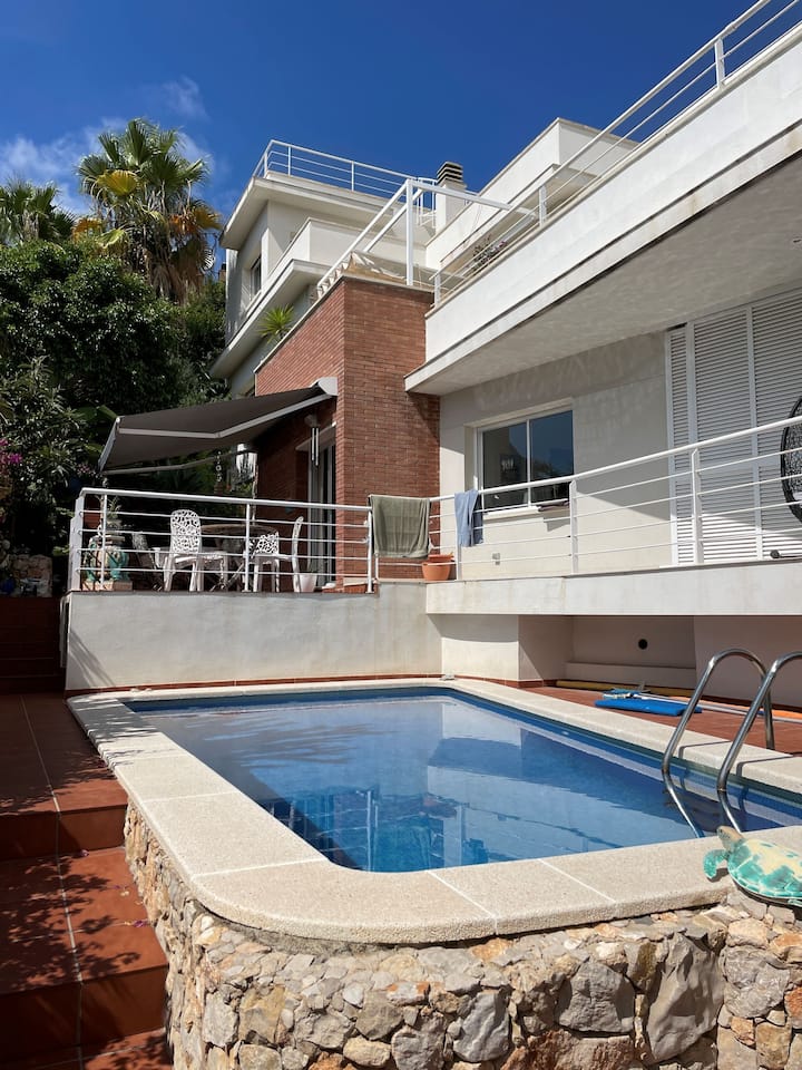 Entire Villa With Pool, Sea & Mountain Views - Sitges