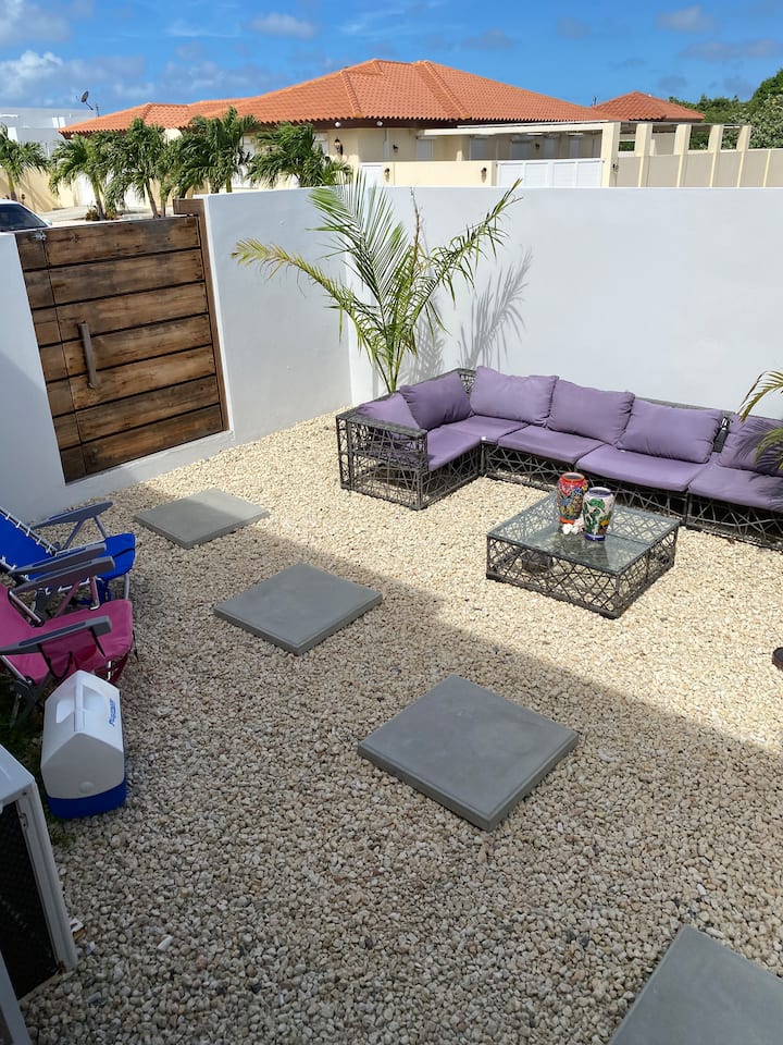 Lovely & Modern Studio#1with Parking/toplocation - Aruba