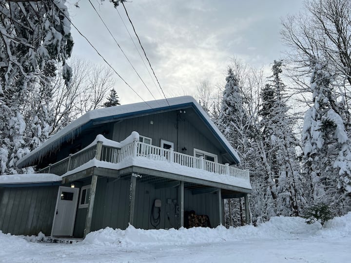 Mount Snow Vermont - Ski - Snowboard - 6 Miles - Wilmington, VT