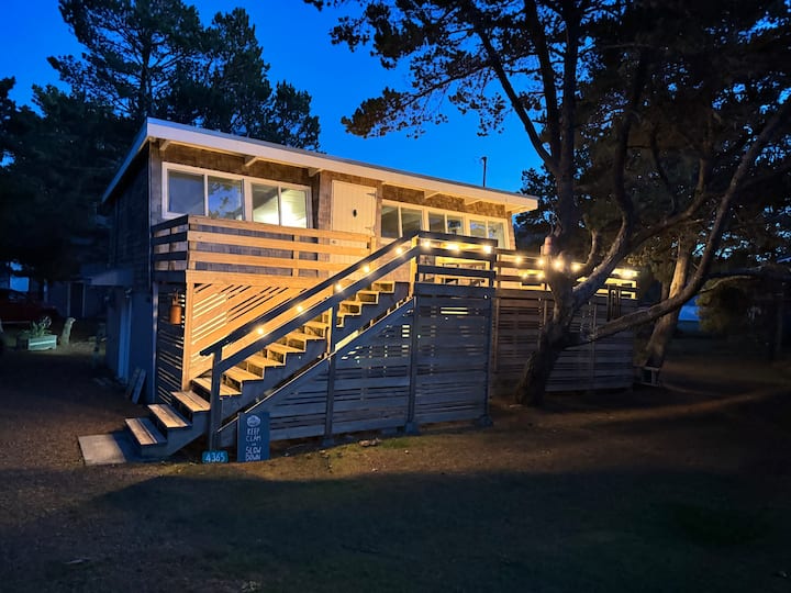 Cozy Cottage In Neskowin - Neskowin, OR