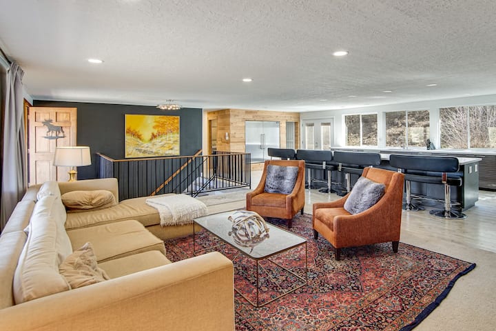 Luxe Living! Elevated Escape In Tushar Foothills - Beaver, UT