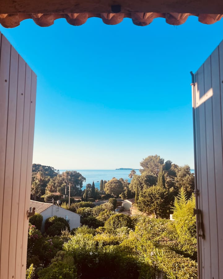 Evasion Bord De Mer : Charme Et Vue Exceptionnelle - Rayol-Canadel-sur-Mer