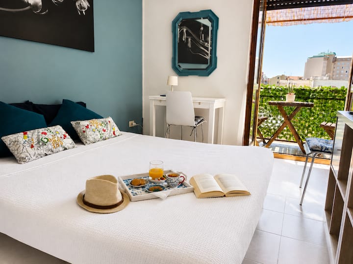 Beach 2 Min Walk To Old Town | Blue Apartment - Alghero