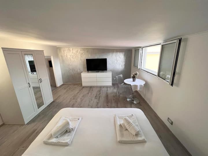 Life Is Roma Tuscolana - Rome