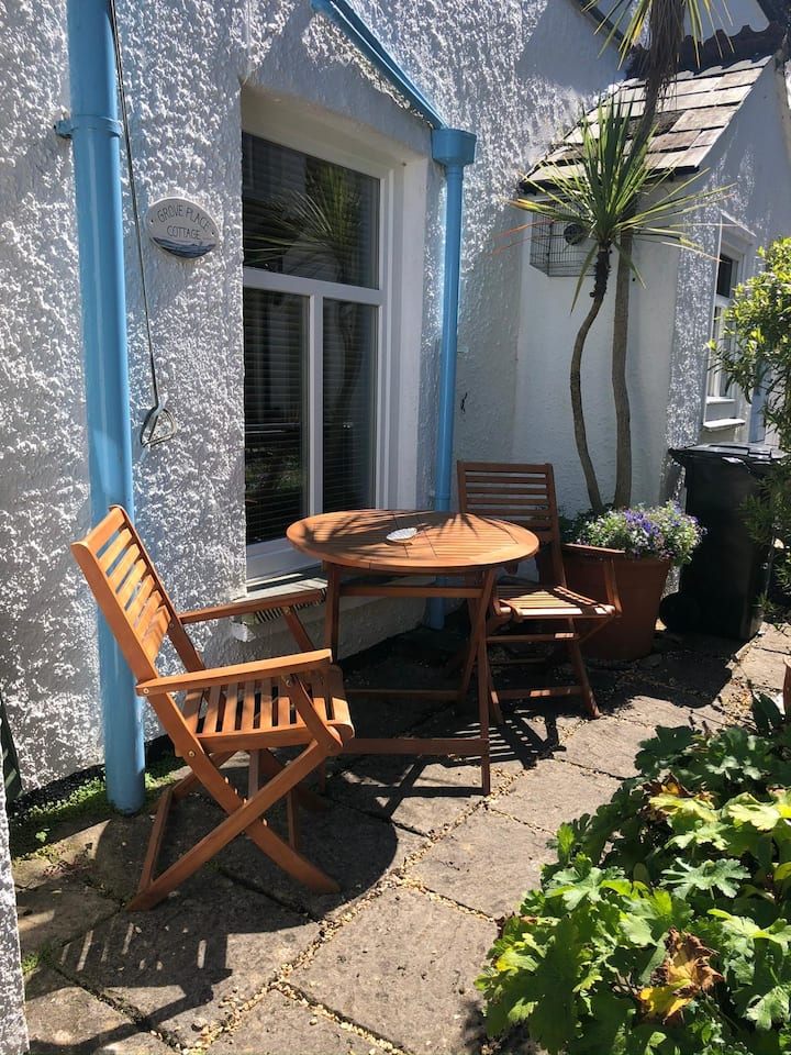 Cosy Padstow Cottage, A Minute From The Harbour - Constantine Bay