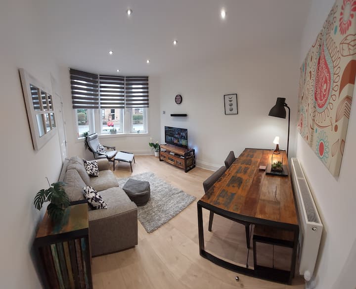 Paisley Pattern Flat Uws Uni Gla Glasgow Airport - Paisley