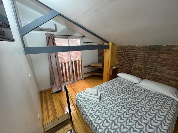 Estudio Nuevo En Planta Baja Cerca Del Metro L6 - Barcelona