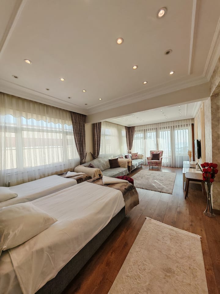 Sea Vi̇ew Flat In The Blue Mosq Area! - İstanbul