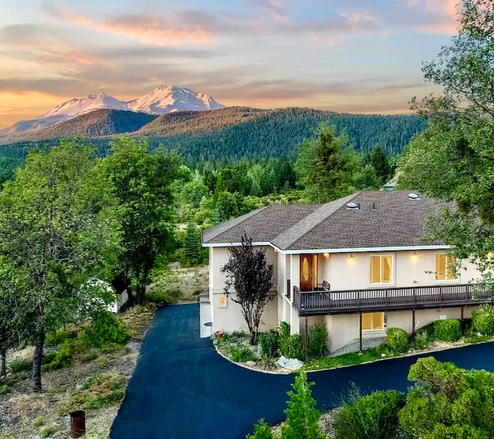 Mount Shasta Is Calling - The House Of Light - Mount Shasta, CA