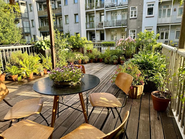 Spacious Double Appartement In Amsterdam-east - Amsterdam