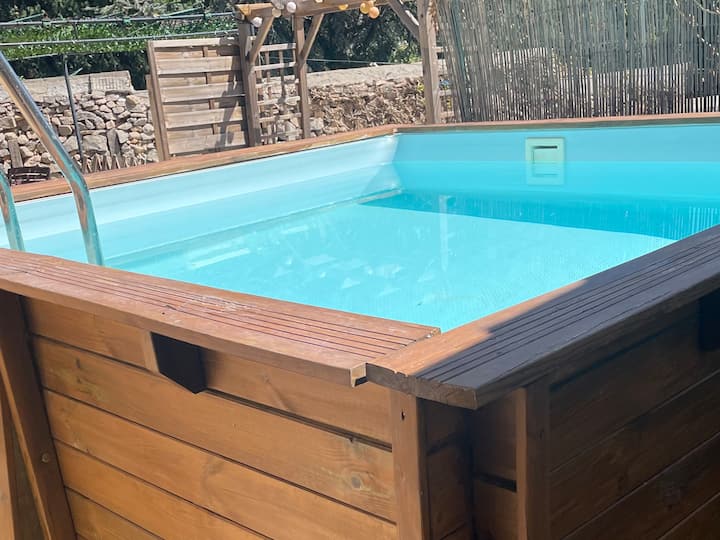 Maison 2 Pièces Avec Piscine Privative. - Le Luc