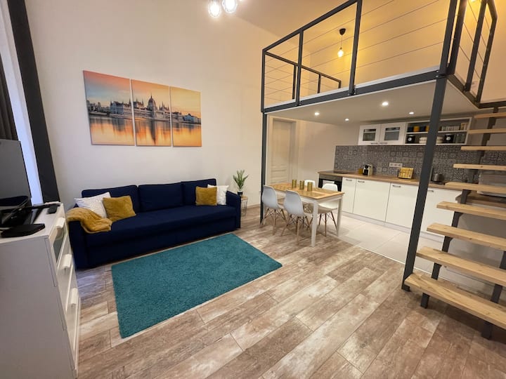 Well-designed, Modern Apartment Near To The Danube - Budapeste